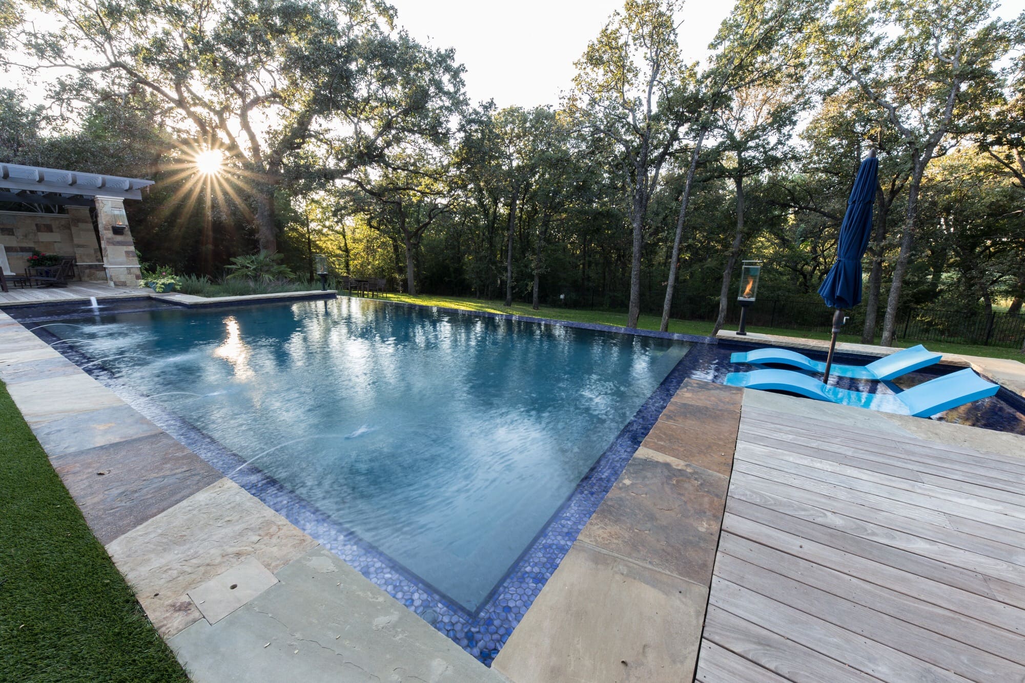 Infinity Edge Pools | First Class Pools